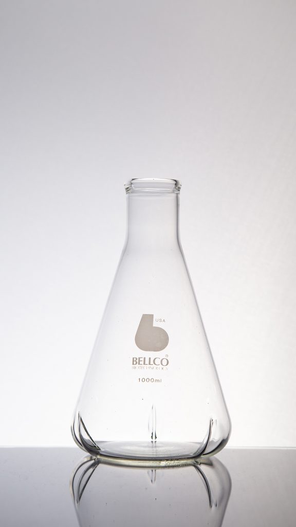 Shake Flask w/ 3 Baffles & Break Resistant Lip 1L SKU: 2541-01000 ...