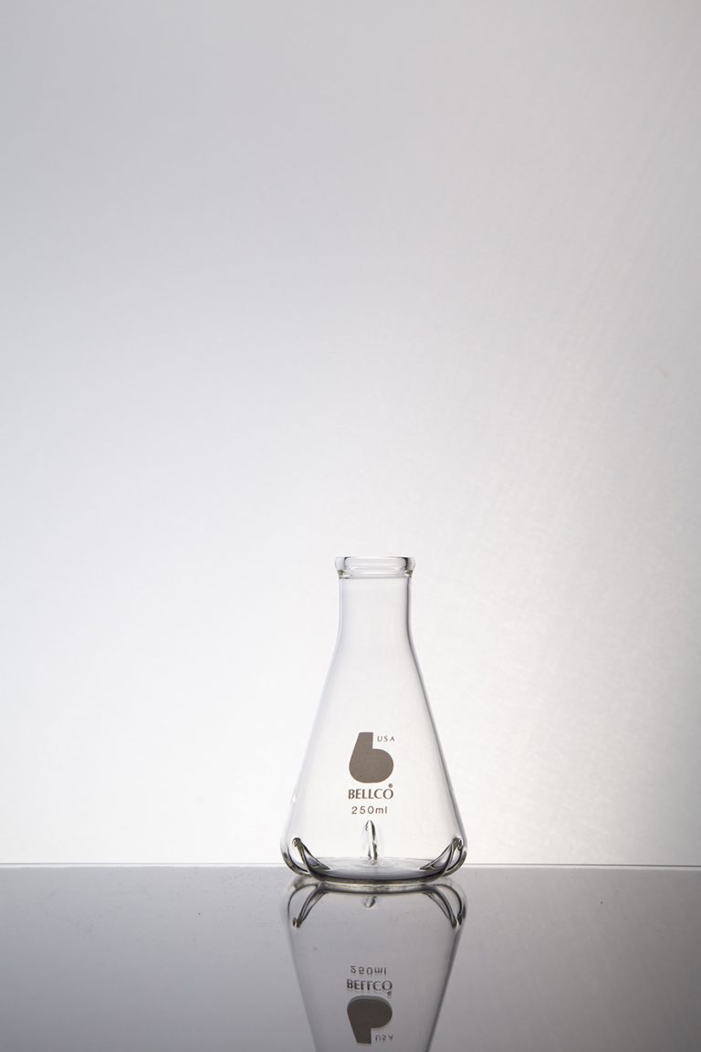 Shake Flask w/ 3 Extra Deep Side Baffle & Break Resistant Lip - Bellco ...