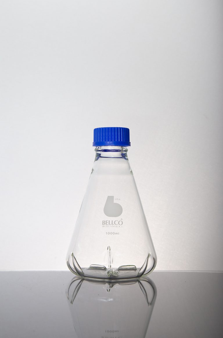 Shake Flask w/ 3 Side, 3 Bottom Baffles, Membrane Cap & Pouring Ring ...